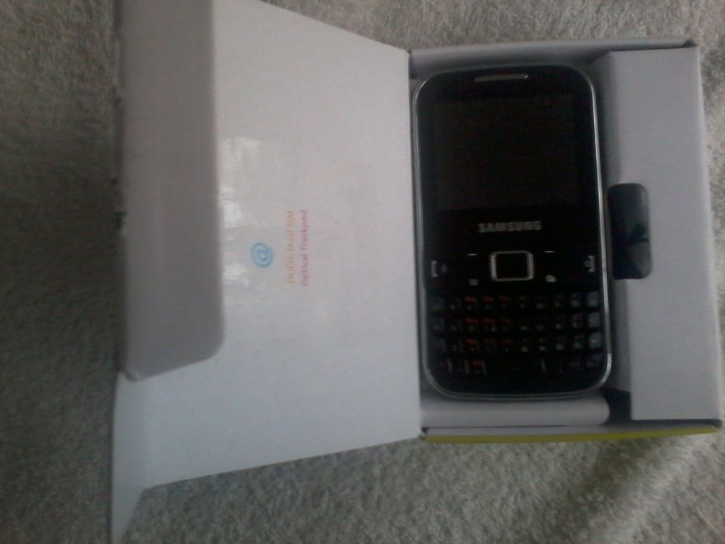 Revista Móviles: Prueba Samsung Ch@t 3222: un móvil simplón que podría ...