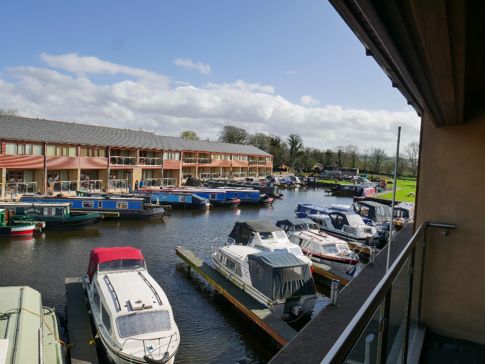 The Holiday Cottages: Tewitfield Marina, Tewitfield, Carnforth, Lancashire