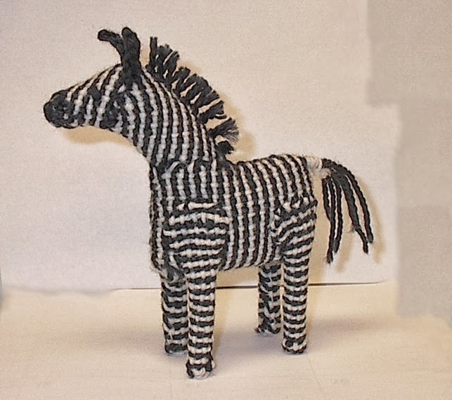 Pin Loom Weaving: Animals, part two.