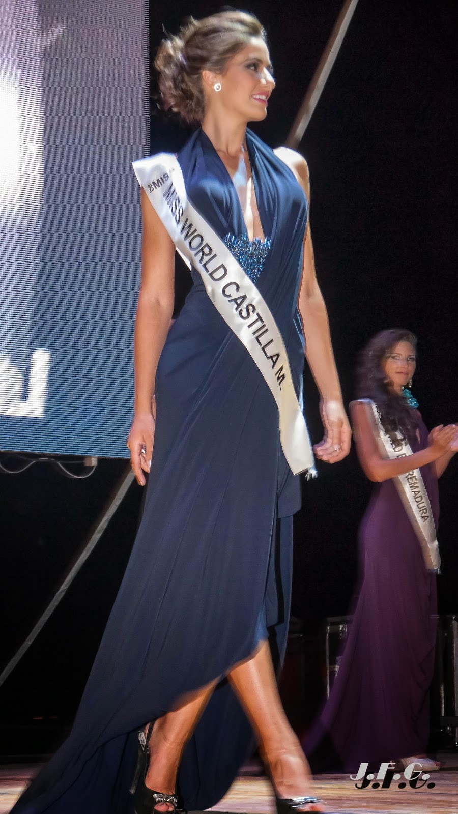 La vida pasa pero yo no paso... La vivo: LOURDES RODRÍGUEZ TRIUNFÓ ...