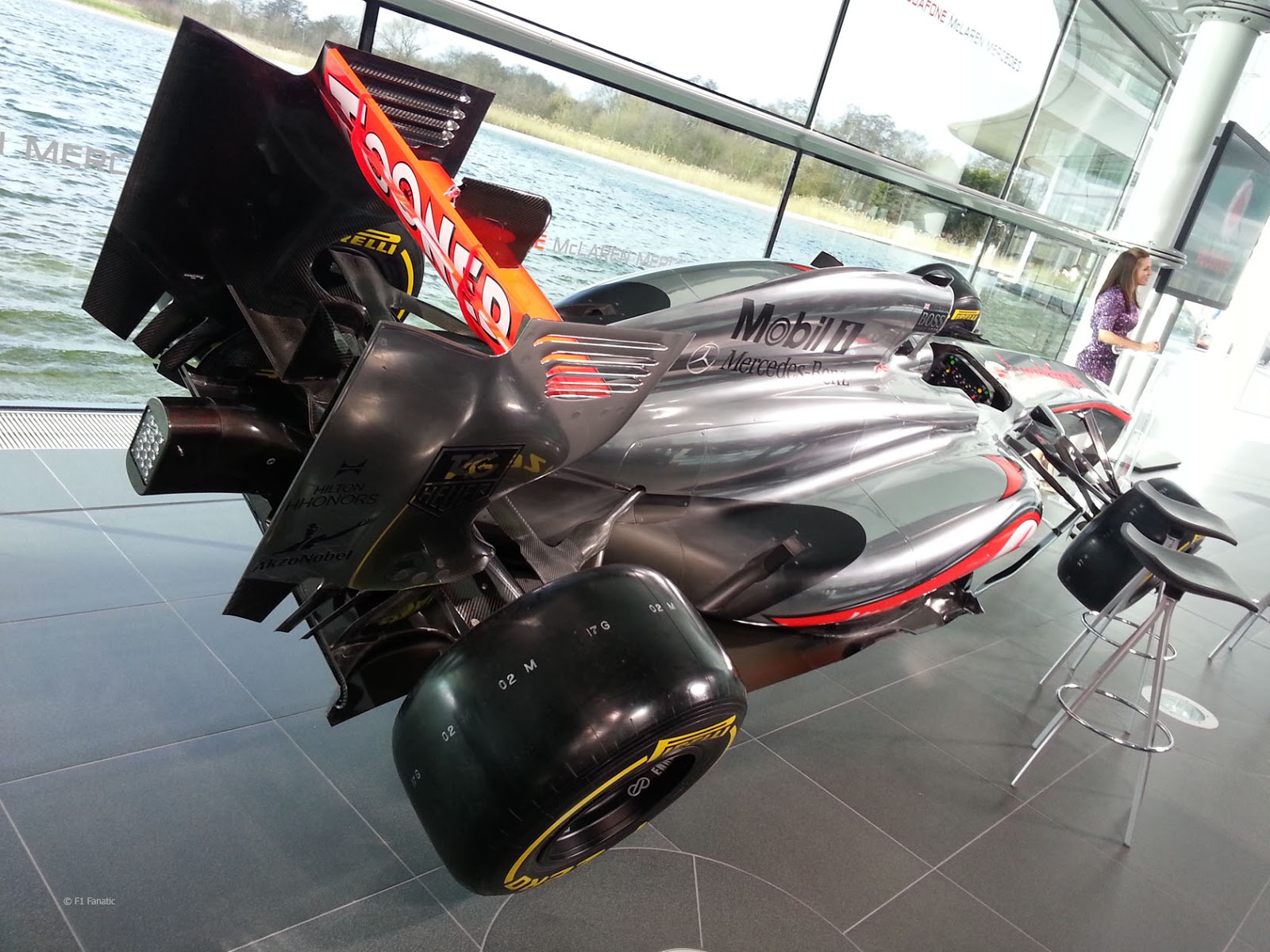 ANGELES EN LA CABEZA: ANÁLISIS McLAREN MERCEDES MP4-28
