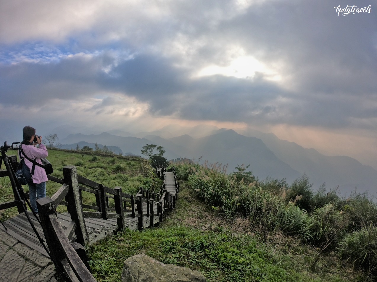 Taiwan Trip Day 5 - Alishan (阿里山) | Fenchihu 奋起湖 | Eryanping Trail ...