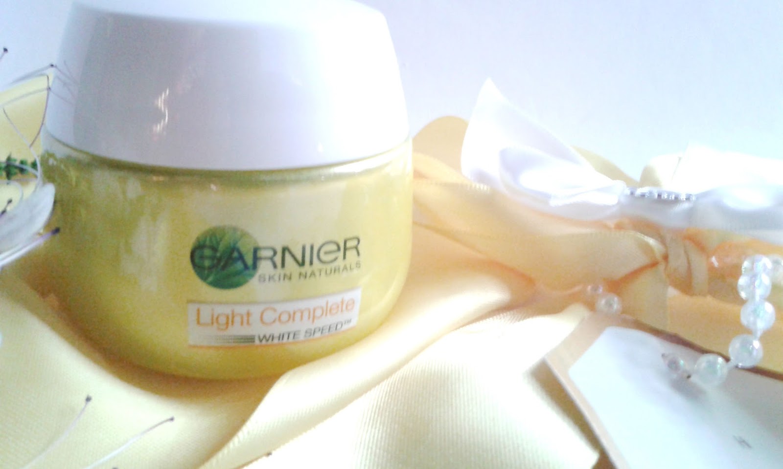 [UNBOXING]Garnier Light Complete White SpeedTM Multi Action Whitening ...
