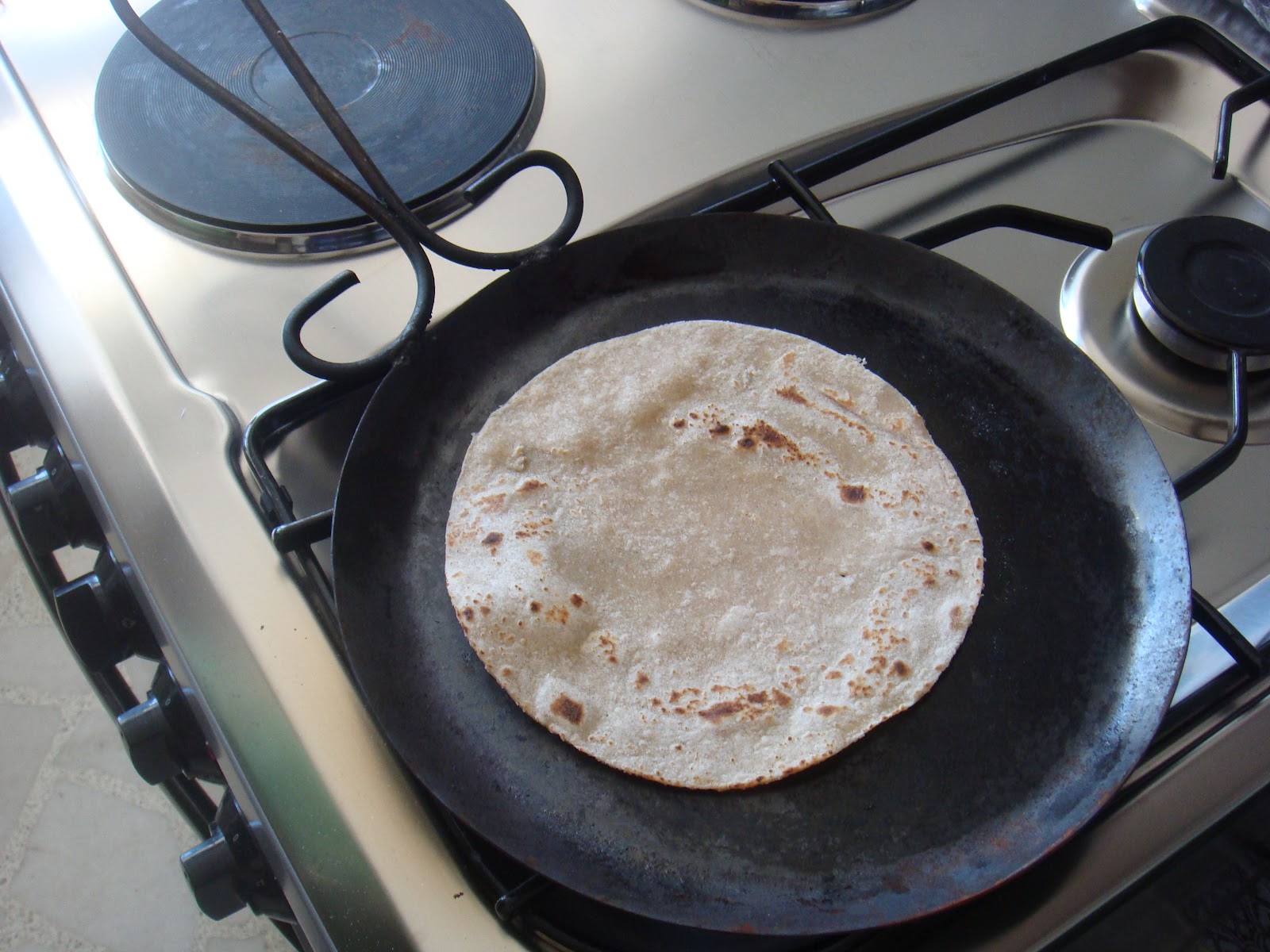 As minhas Africanisses: O dia de aprender a fazer apas