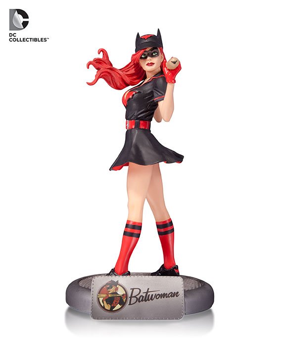 Calvin's Canadian Cave of Coolness: Bombshell Raven Statue
