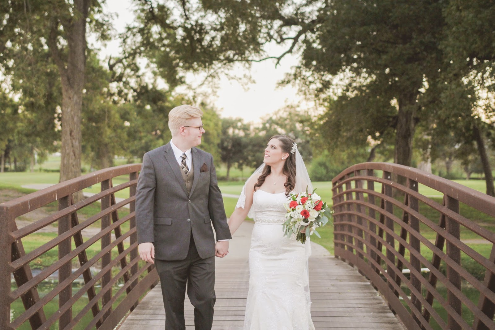 Victoria K Photography: WEDDING AT SAN ANTONIO GOLF CLUB AT BORGLUM STUDIO