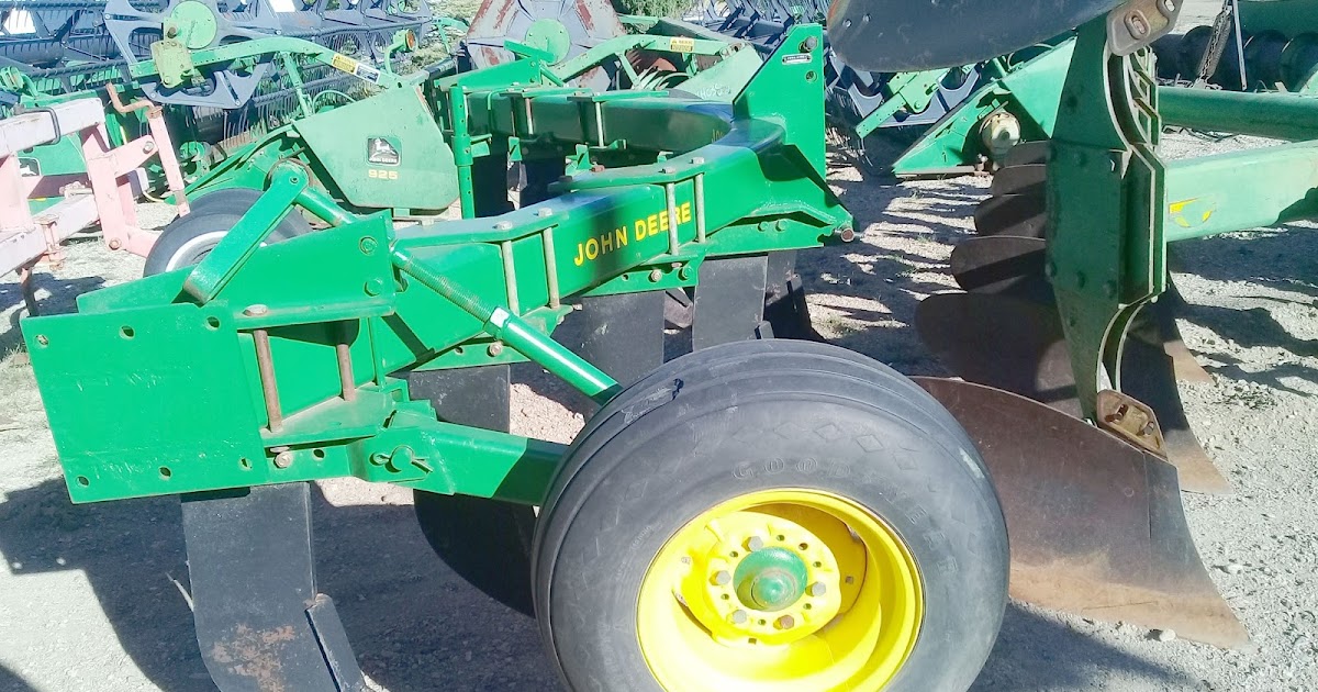 MAQUINARIA AGRICOLA INDUSTRIAL: Subsuelo John Deere de 9 Picos $6,000 Dlls.
