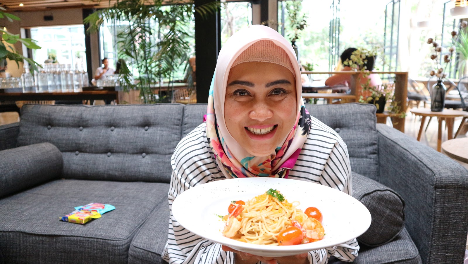 ANDIYANI ACHMAD: Cafe Hara Bandung