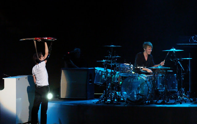 MUSE : Matt Bellamy_ 23-24 July 2008 — Teatro Grand Rex, Buenos Aires ...