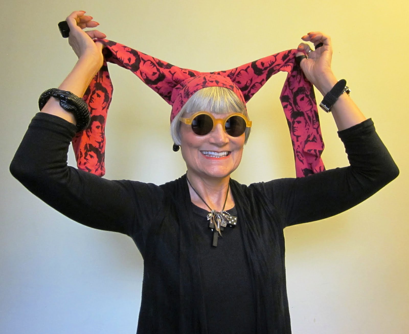 Idiosyncratic Fashionistas: Play with Your Clothes: Ladies, Start Your ...