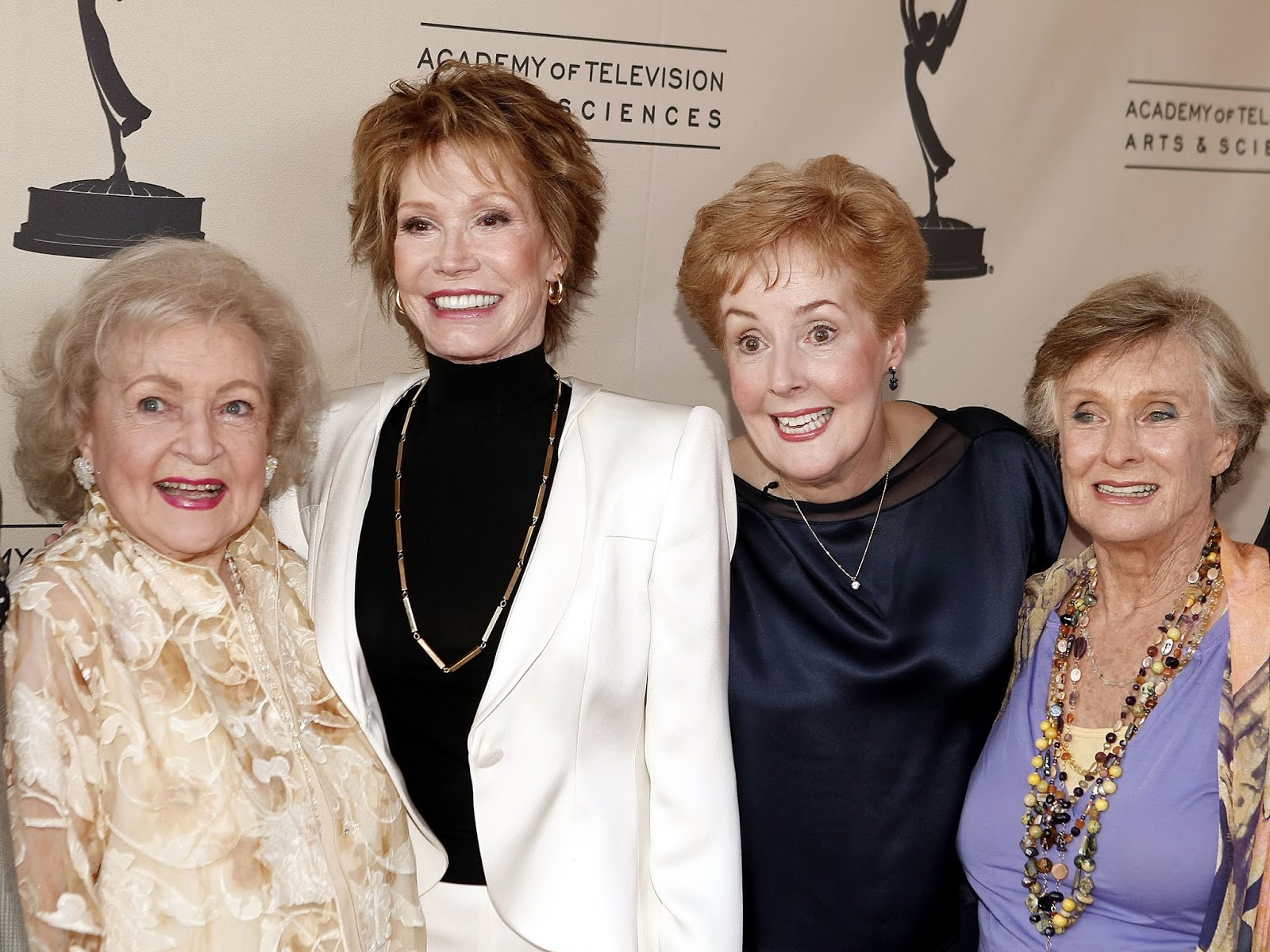 2 On the Aisle: Broadway at its Best: Georgia Engel: 1948-2019