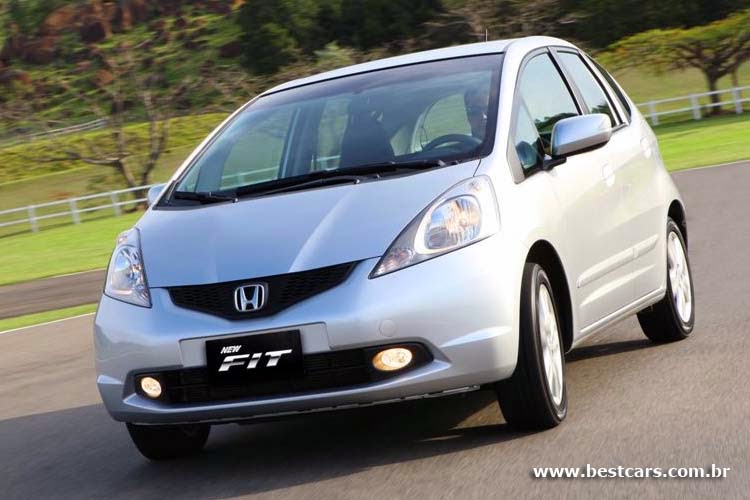 O Pequeno Honda : O Fit e seus parentes no Brasil e no exterior.