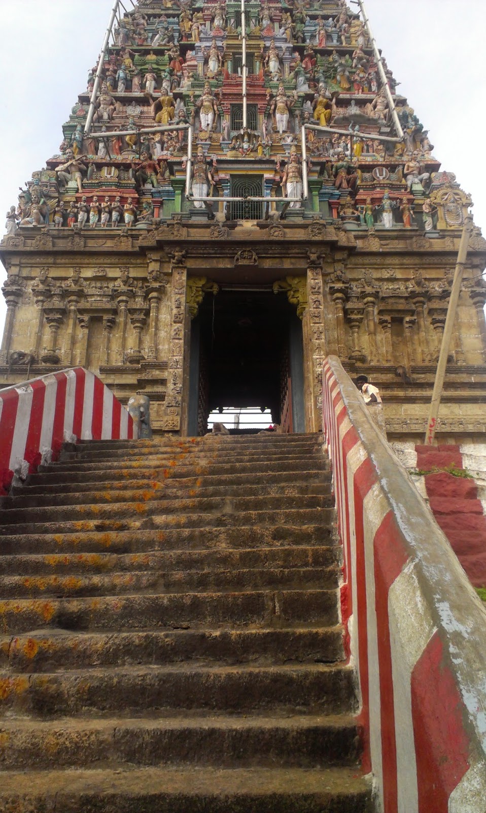 Personal space: Sholingur Yoga Narasimhar & Yoga Anjaneyar Temple