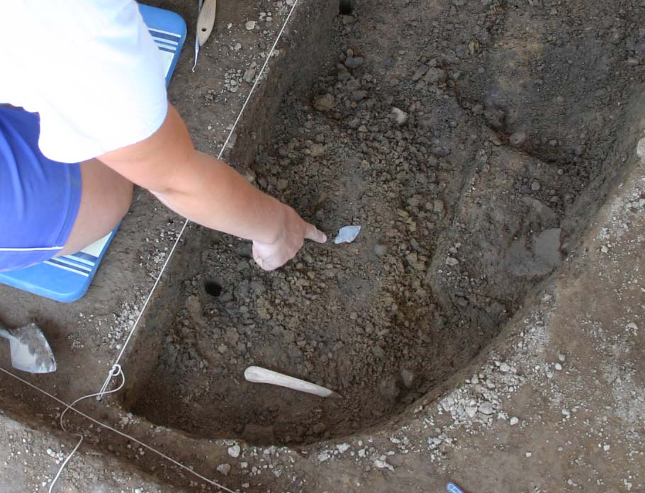 Archaeology Blog: Of Points, Pottery, Pits, Posts, and Middens