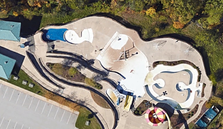 Play St. Louis: Arnold Rec Center Outdoor Pool, Arnold