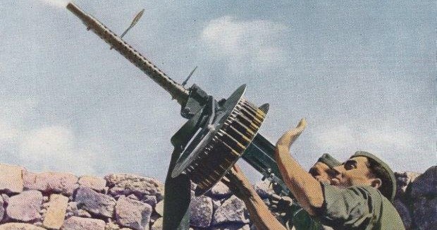 SI VIS PACEM, PARA BELLUM: Le mitragliatrici Breda-SAFAT da 7,7 mm e 12 ...