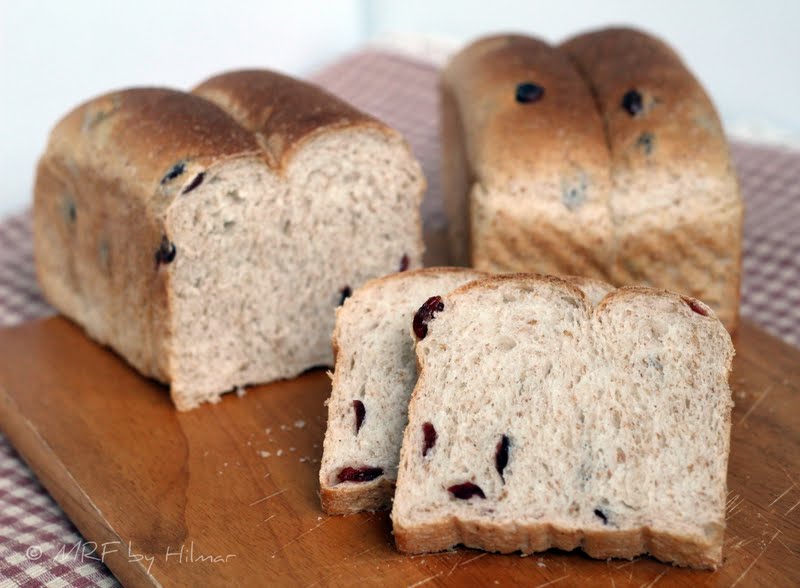 Pan con arándanos (masa madre y prefermento) - Mis recetas favoritas by ...