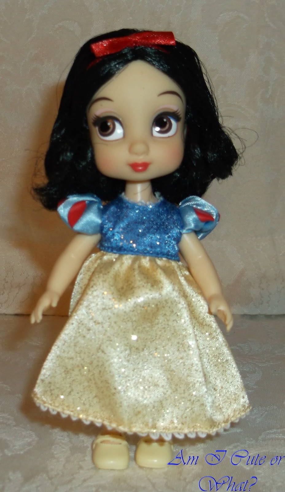 A Focus on the Cute: Disney Mini Animator Snow White review