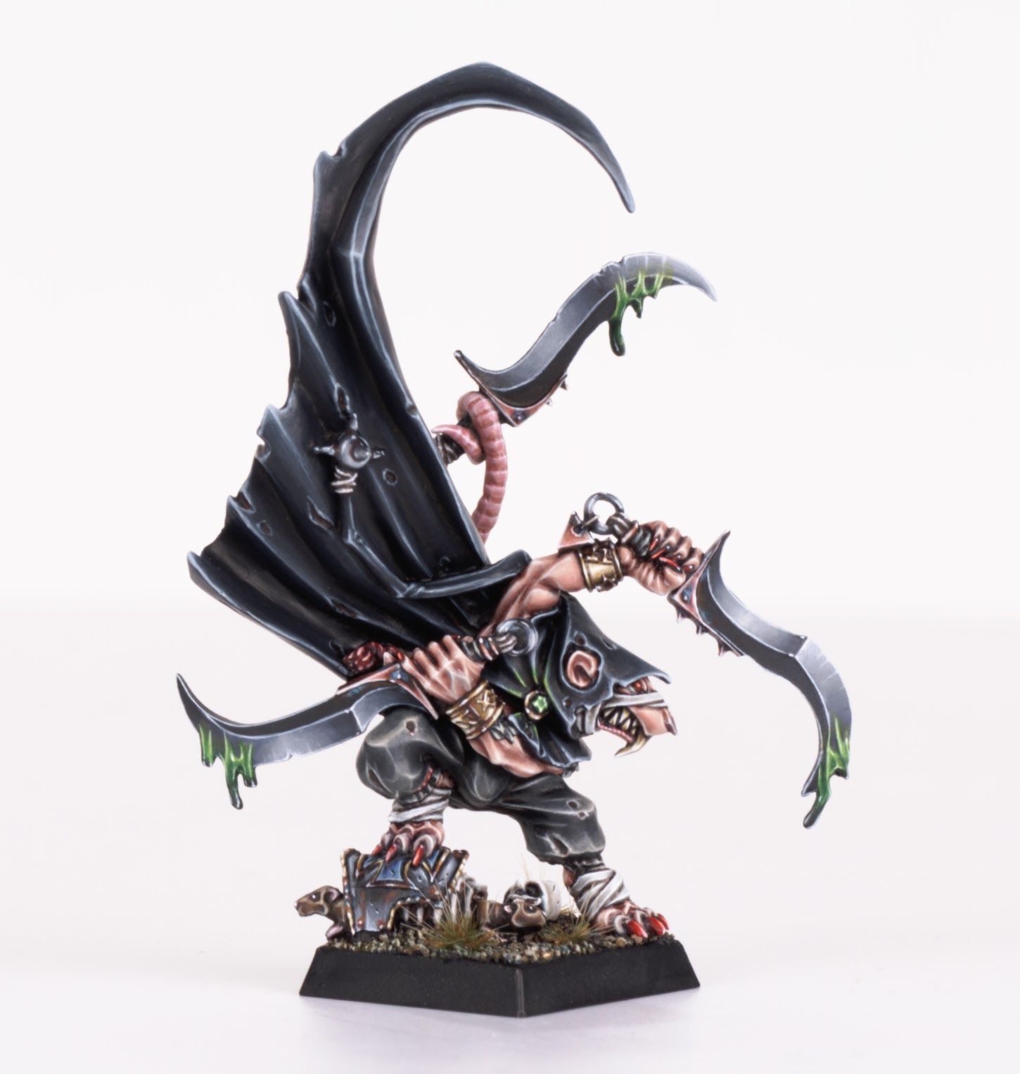 Deathmaster Snikch, painted by Darren Latham | Miniature painting ...
