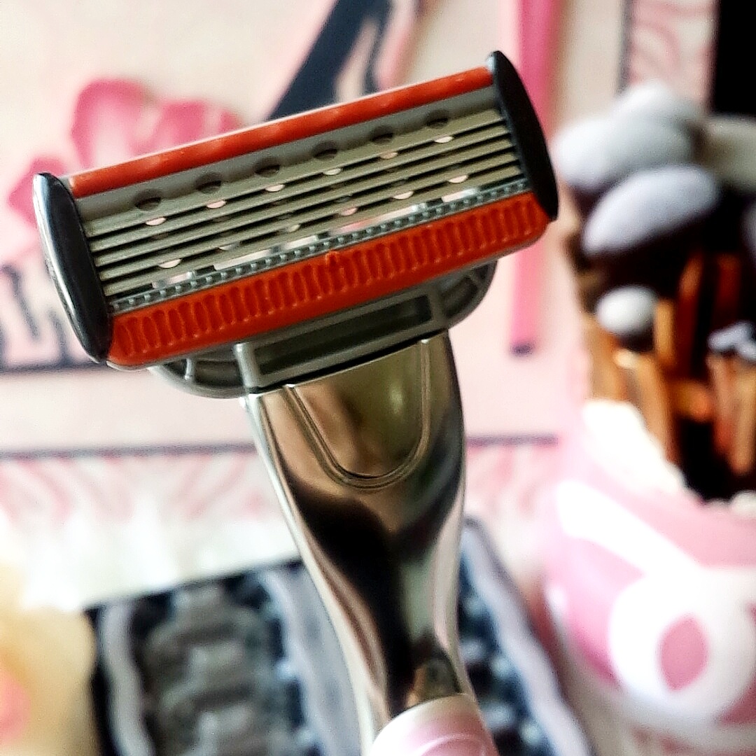 Angel Shave Box ~ Shaving subscription for Ladies