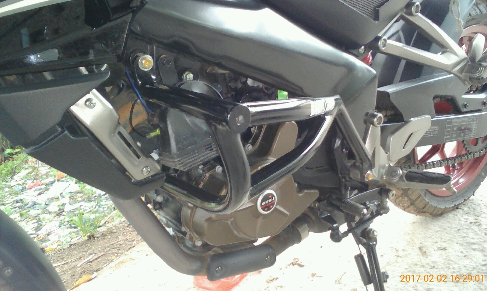 CUSTOM ENGINE GUARD,CRASH BAR,TUBULAR,SIDE GUARD,ENGINE COVER,BREKET ...