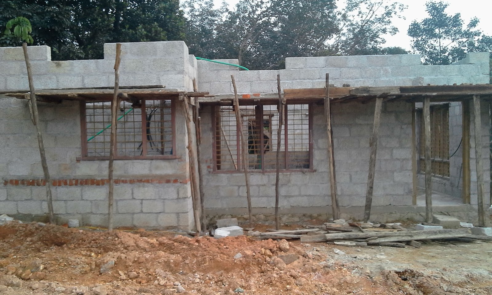 Kerala House Construction Tips: 6. Wall above lintel