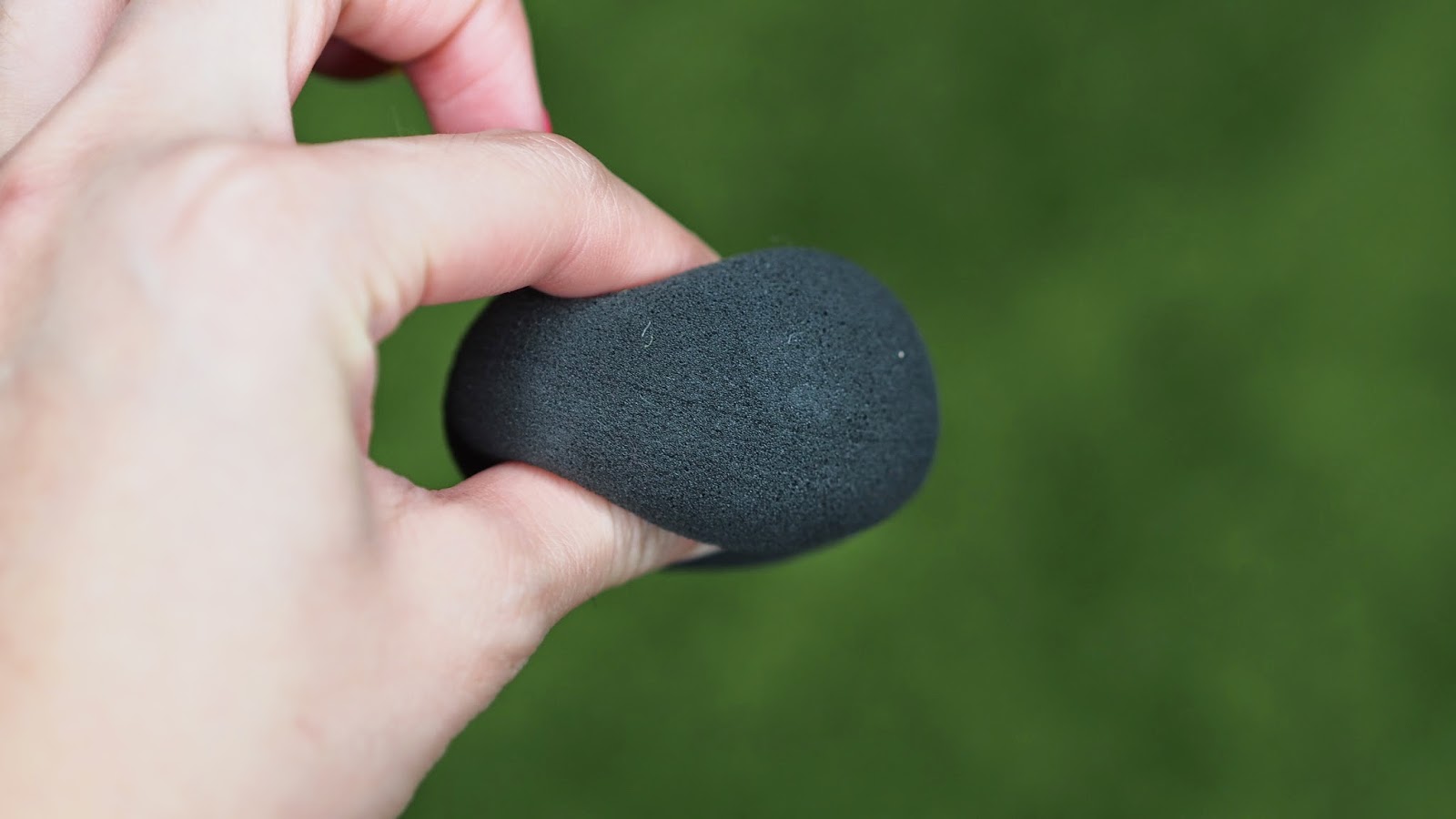 BEAUTY BLENDER PRO VS NORMAL SPONGE - MONGABONG