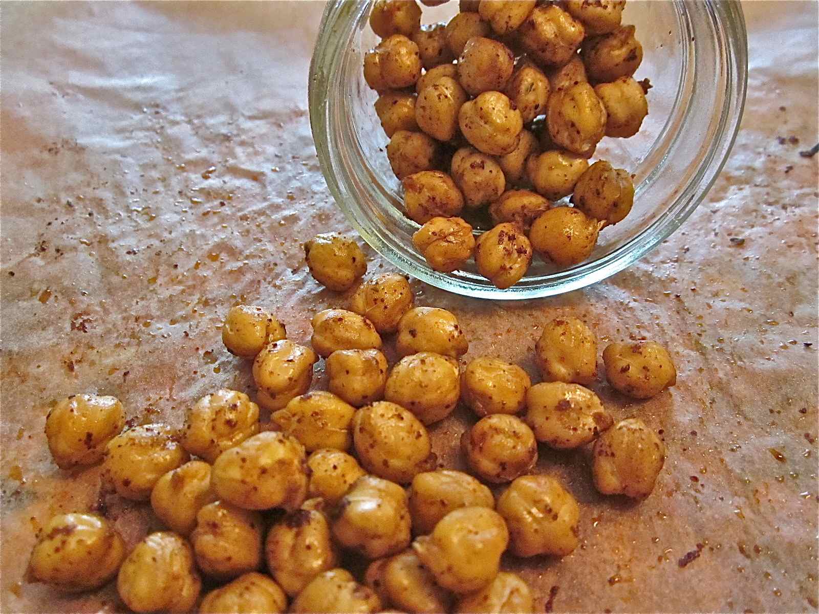 Karen’s Vegan Kitchen: Spicy Roasted Sprouted Chickpeas