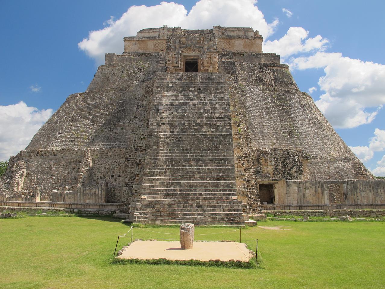Ruta Puuc - Uxmal Temple ~ Derek's Travels