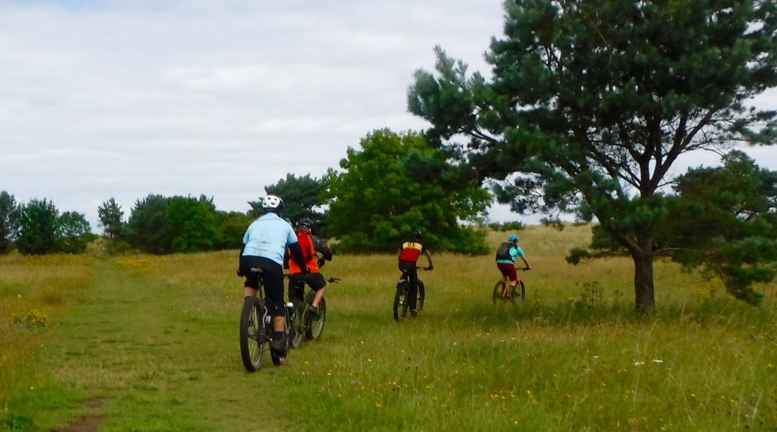 coastrider: Weekend Cycling with friends... Pt 1 of 2...