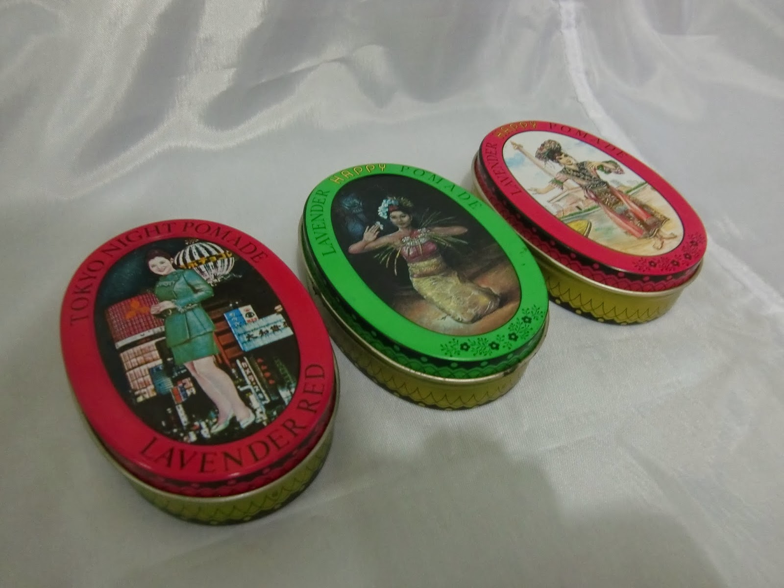 CILEGON ANTIK: Kaleng Oval Minyak Rambut POMADE