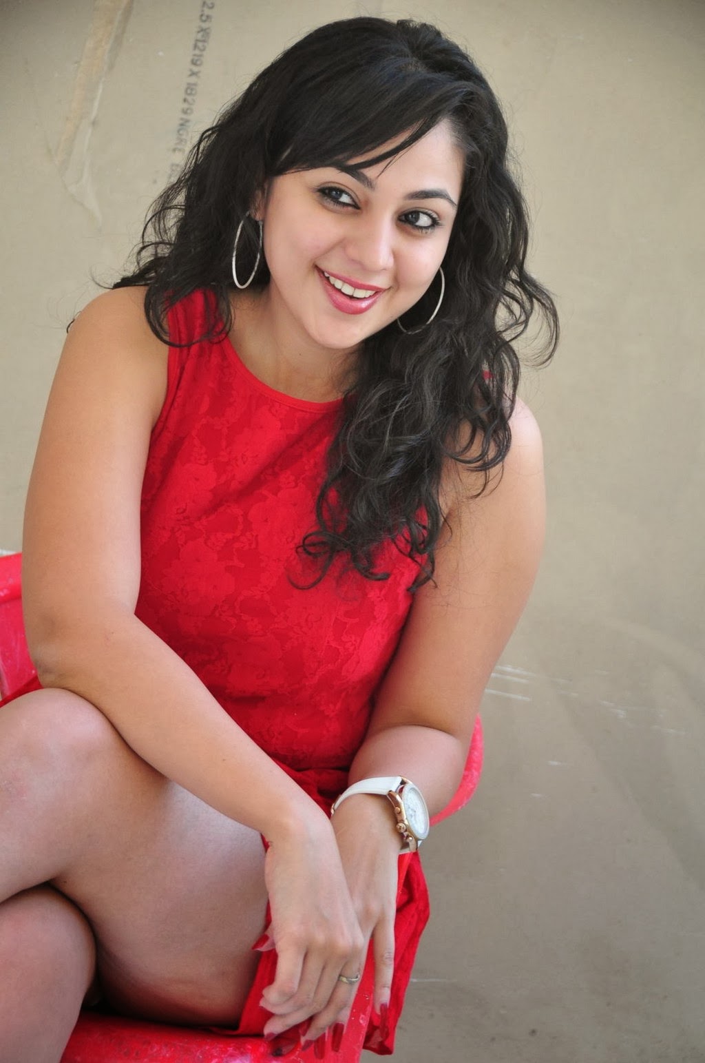 Actress Saba Saudagar Expose Thunder Thigh Photo Gallery - ACTRESSMAIL