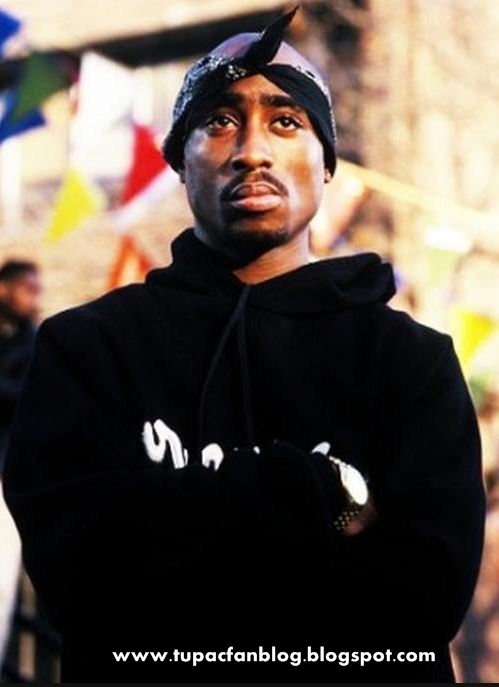 In the memory of 2pac: 2pac Rare Images