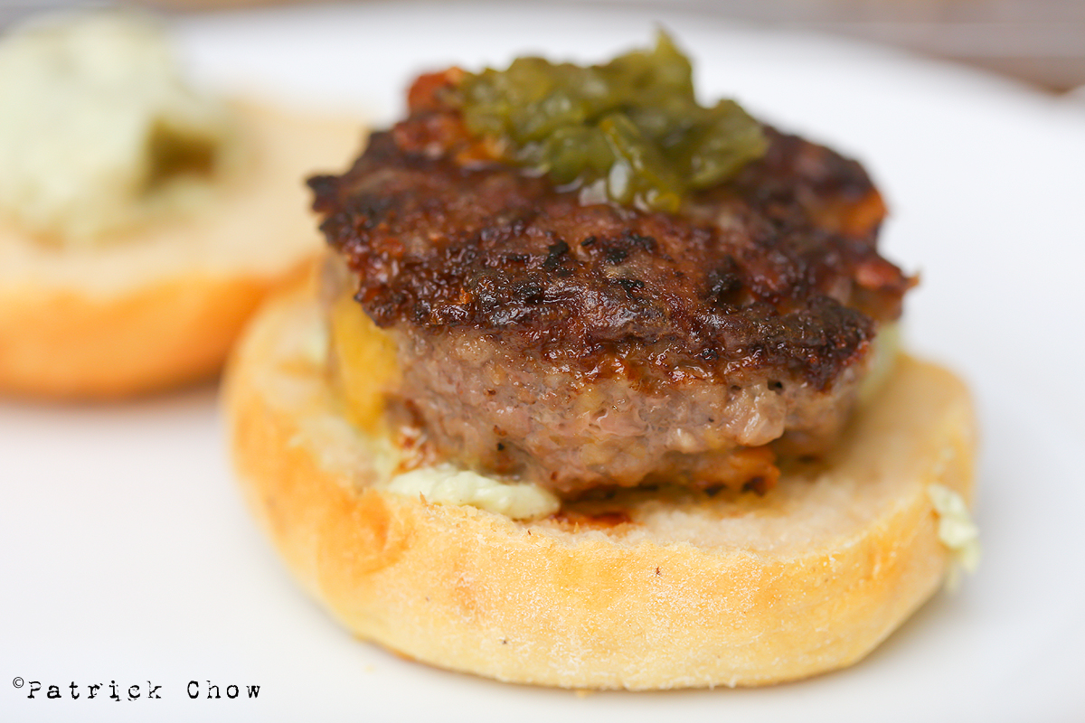 Cook With No Books: Mini burgers