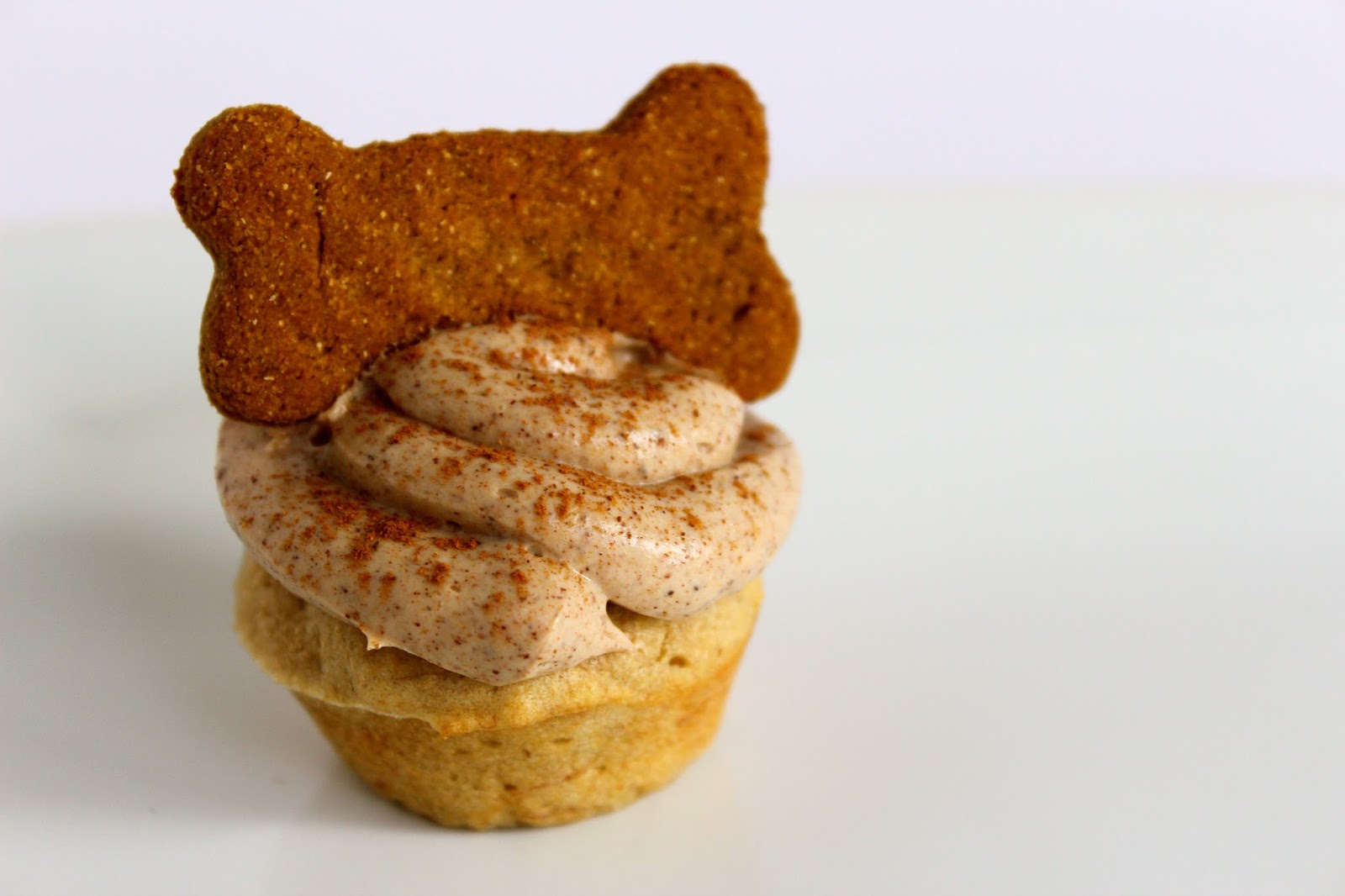 Banana Pupcake with Peanut Butter Cinnamon Frosting - Treat Dreams ...