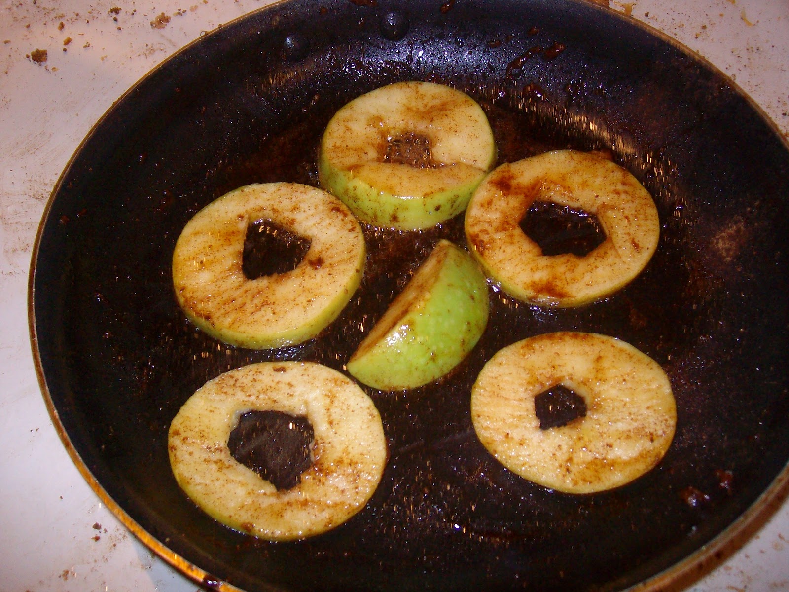 Visionary Bri: Creative In the Kitchen: Kinda Apple Pie