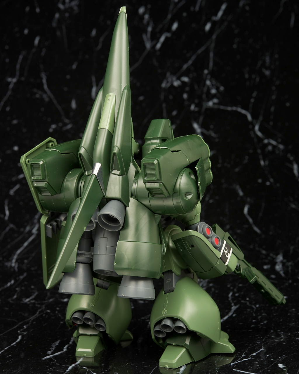 GUNDAM GUY: HGUC 1/144 AMX-102 ZSSA [Unicorn Ver.] - Review by Hacchaka