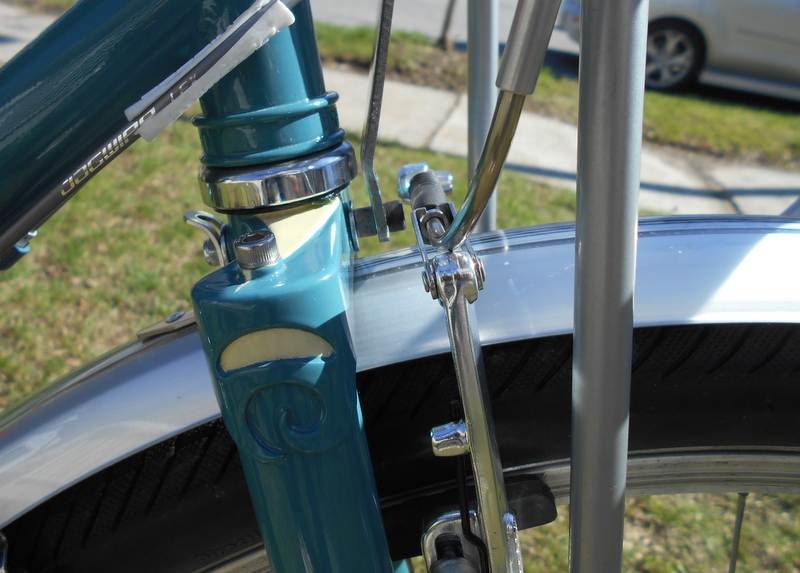 anniebikes: Miss Clementine Gets a Racktime Topit Front Rack