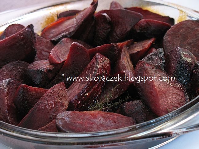 skoraq cooks and other stories: Pieczone buraki / Baked beets