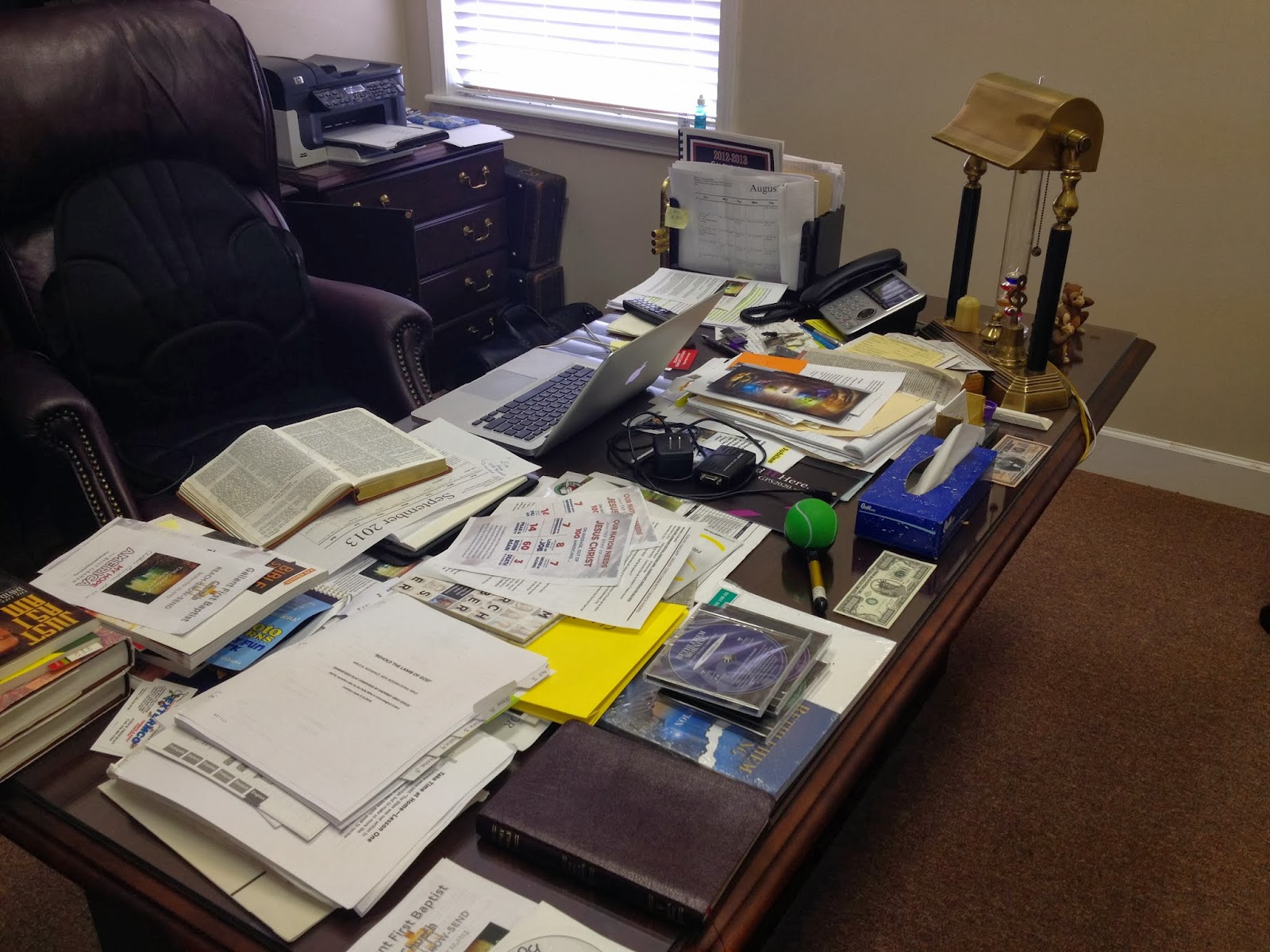 The Desperate Pastor Blog: The Pastor's Desk (Episode 19)