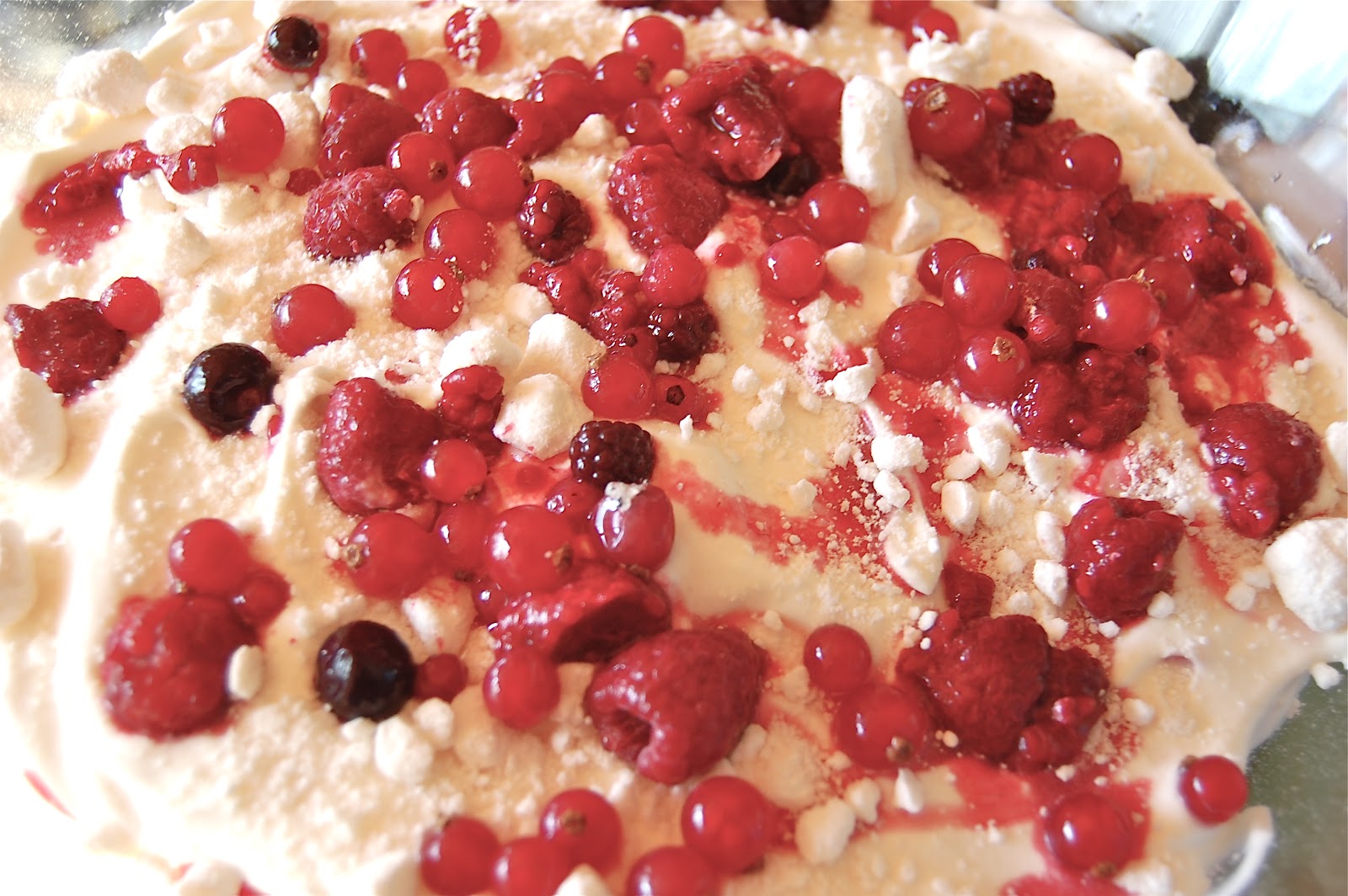 Parts de plaisir: Brillez avec un dessert à la meringue façon Pavlova ...