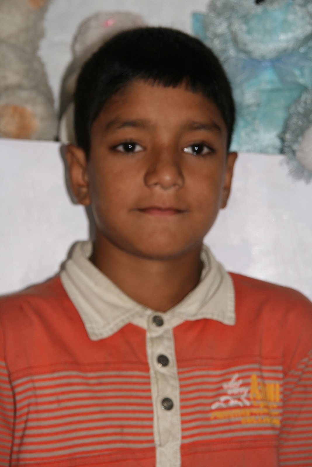 Koseli School- hold a hand...: Students