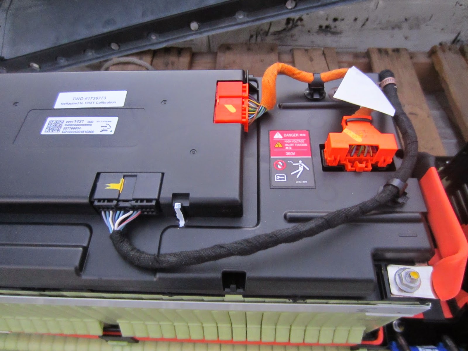 Porsche 914 Electric: Chevy Volt Batteries Arrived