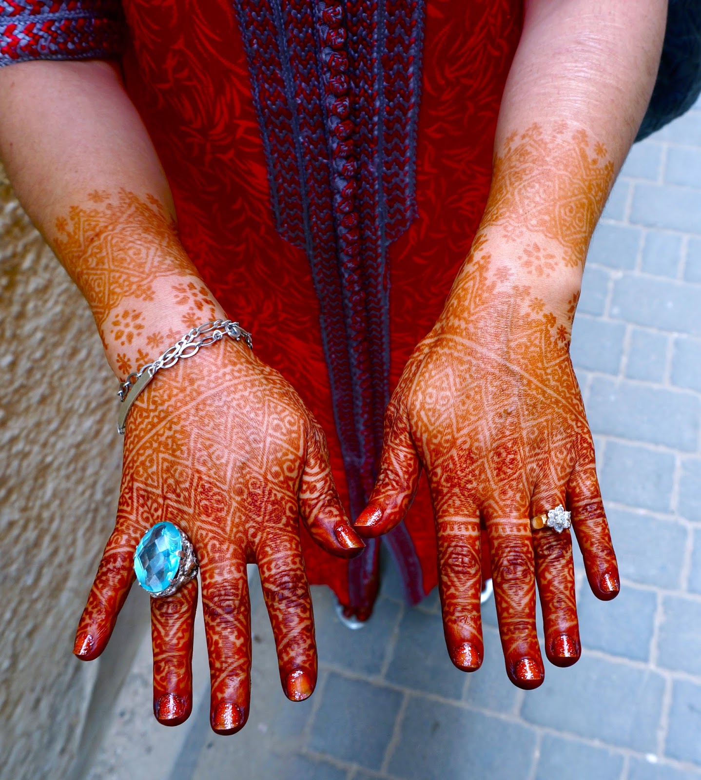 Eshkol HaKofer: Will the Real Fassi Henna Please Stand Up? Researching ...