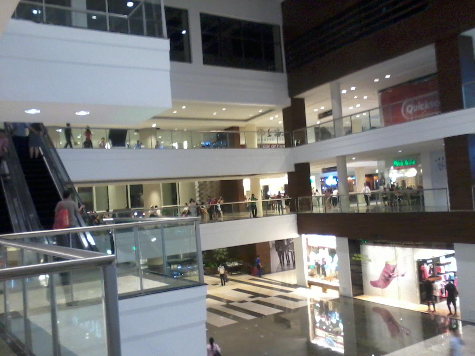 Commuter Adventures: From North to South: Train ride Stops