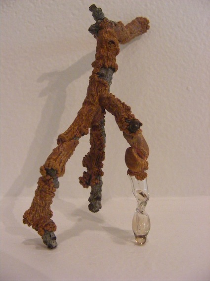 Hand Held Gallery: Abject Object