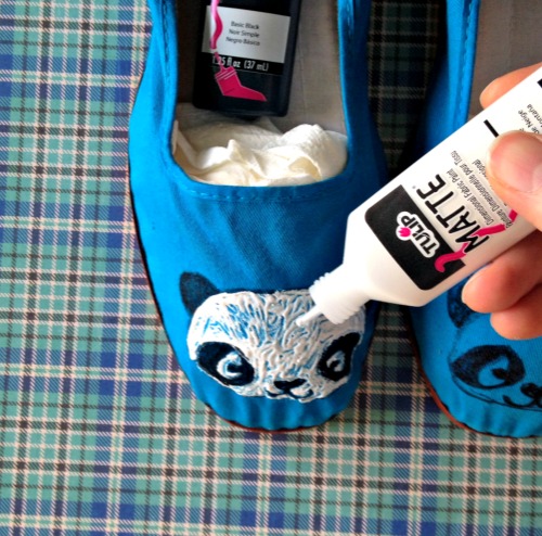 iLoveToCreate Blog: Draw & Paint Panda Shoes