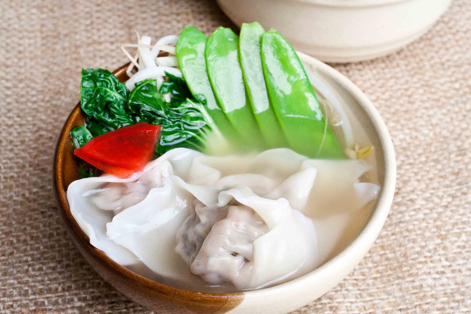 FOODjimoto: Won Ton Soup