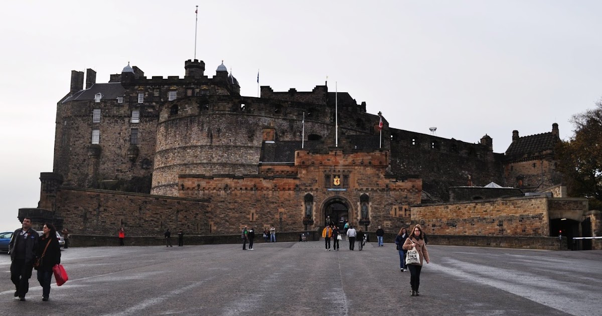 Oh, the places we will go!: Edinburgh Castle