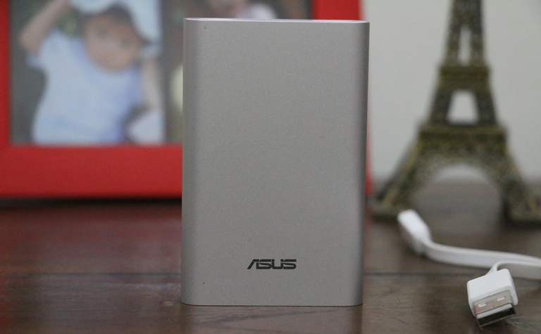 ASUS ZenPower, Powerbank Mini Potensi Maxi - TᖇᗩᐯEᒪEᖇIEᑎ